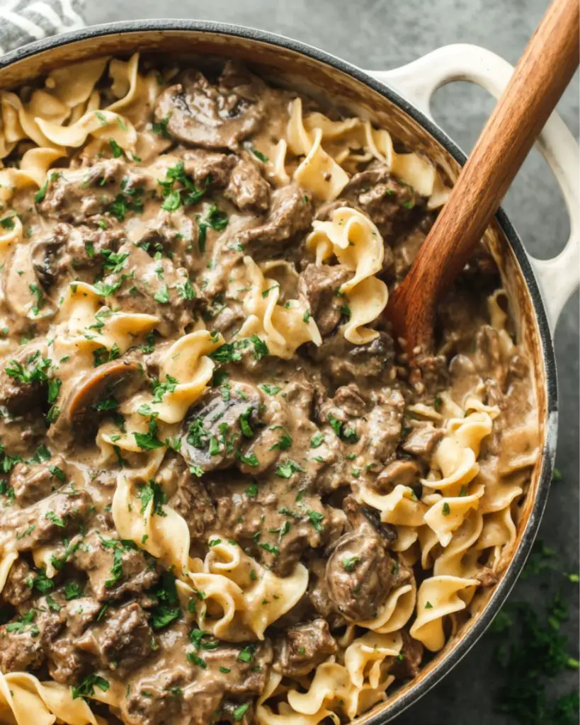 Easy Beef Stroganoff - Easy homemade recipes